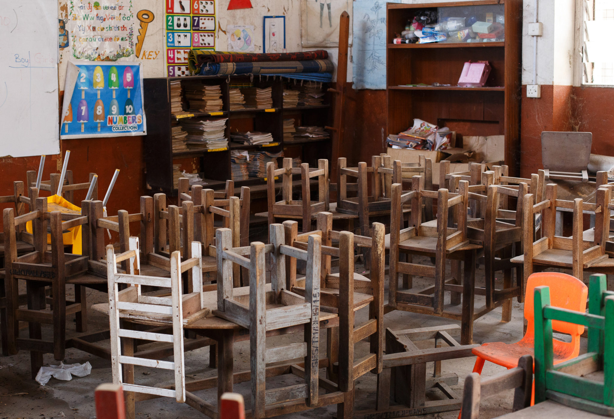 Photo essay: Schools reopen after ten months of lockdown in Ghana ...