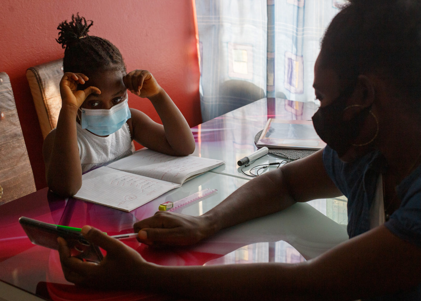 Essai photo : Réouverture des écoles après dix mois de fermeture au Ghana